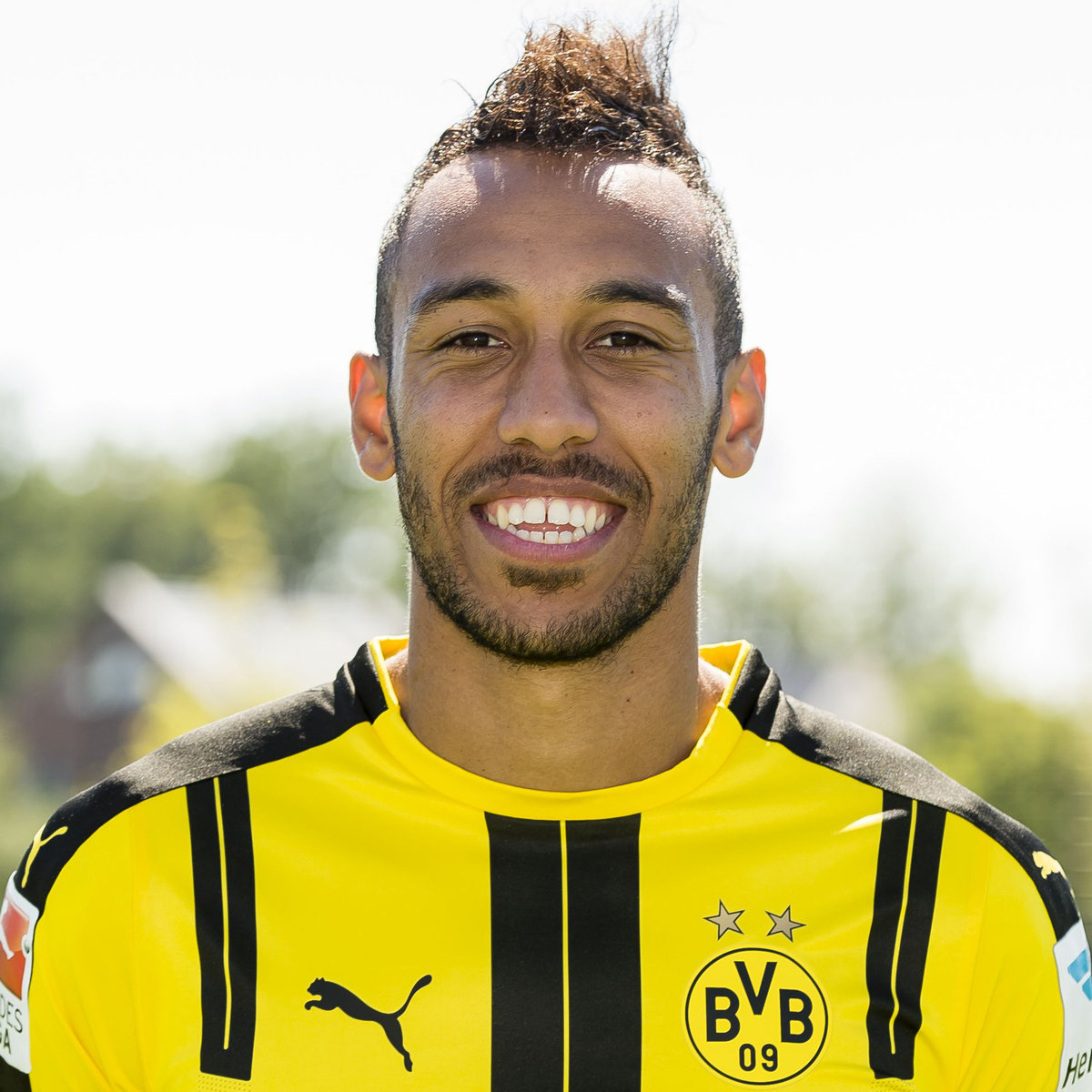 Pierre Emerick Aubameyang Is Crazy But Effective On The Pitch Pierre Emerick Aubameyang Is Crazy But Effective On The Pitch